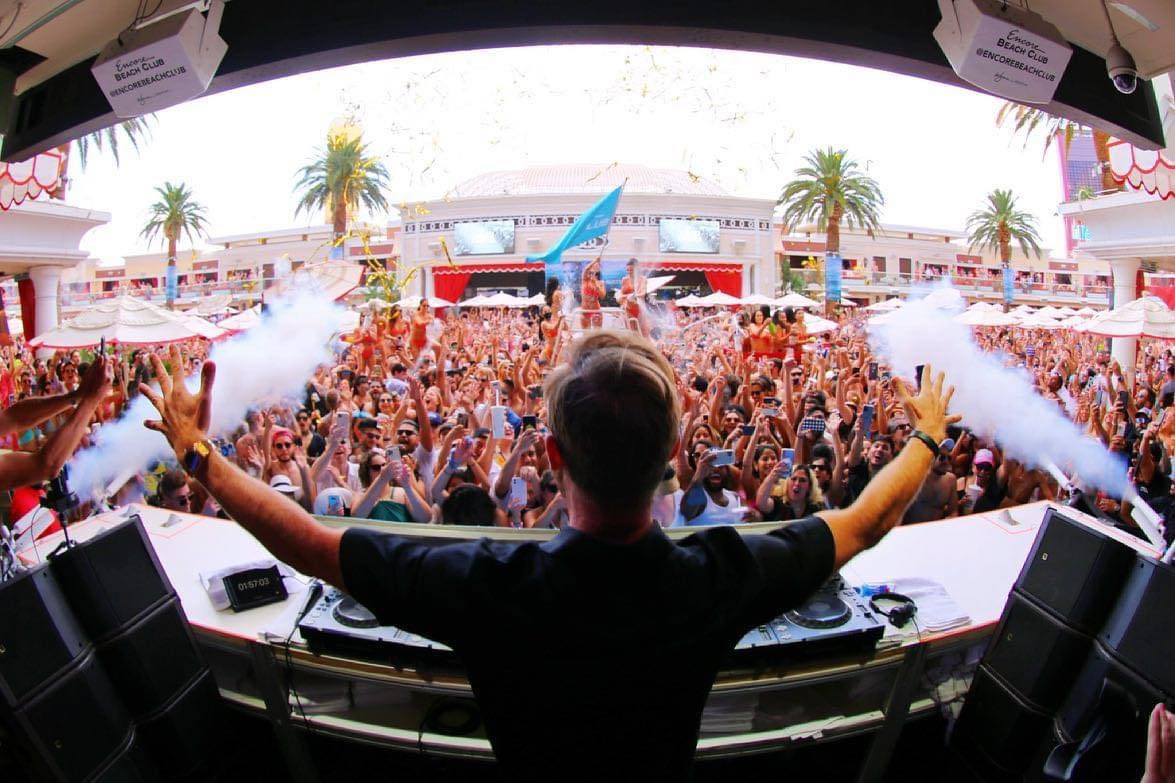 Vegas Dayclubs - Initiate Nightlife